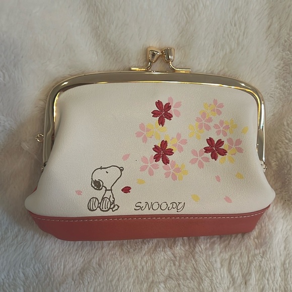 Peanuts | Bags | Peanuts Snoopy Wallet | Poshmark